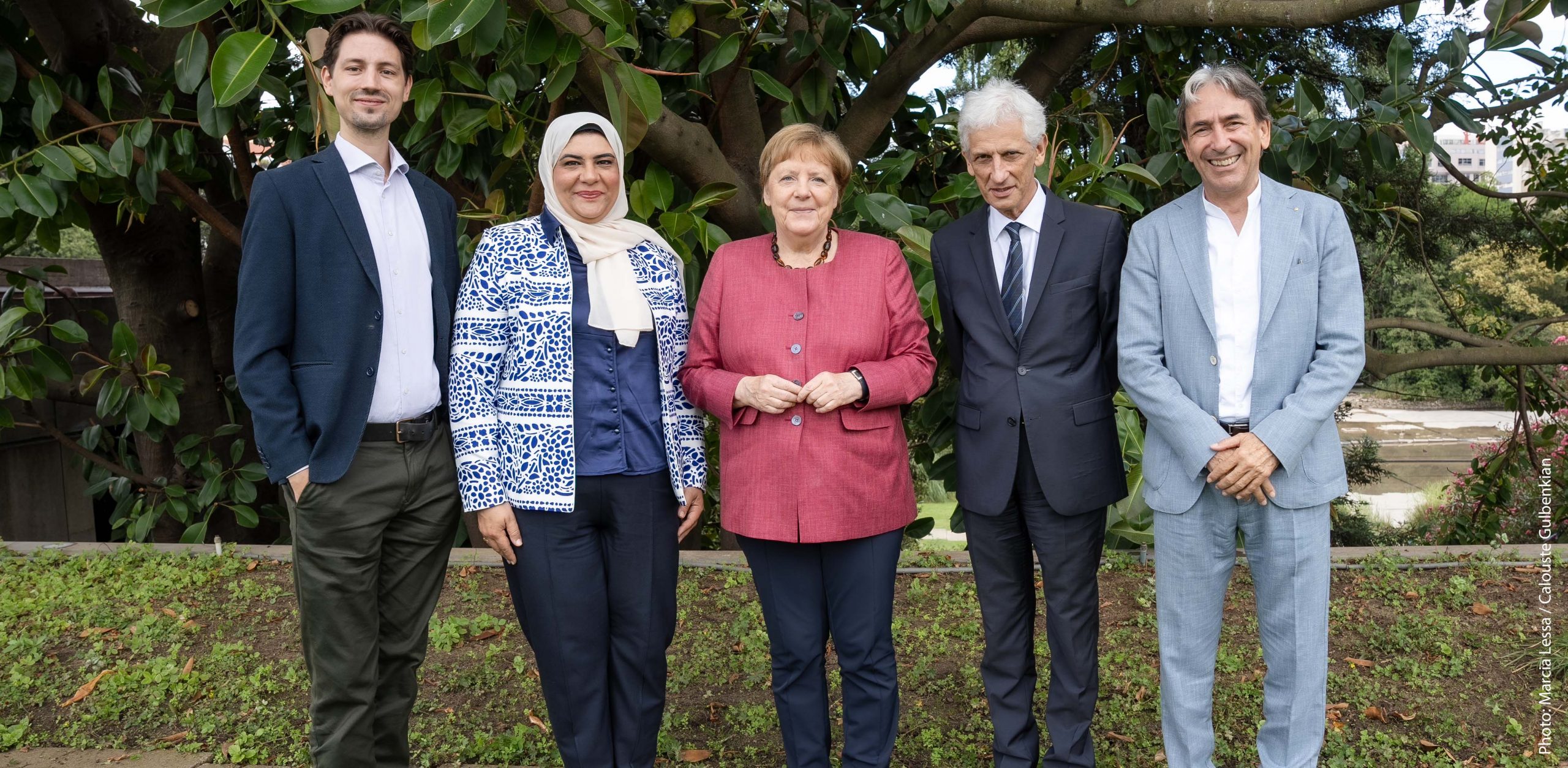 Gulbenkian-Preis für Menschlichkeit von Angela Merkel an SEKEM und EBDA ...